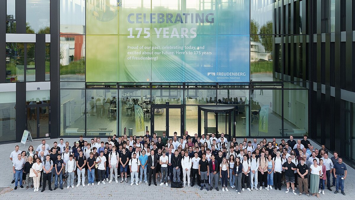 Ausbildungsstart 2024 bei Freudenberg